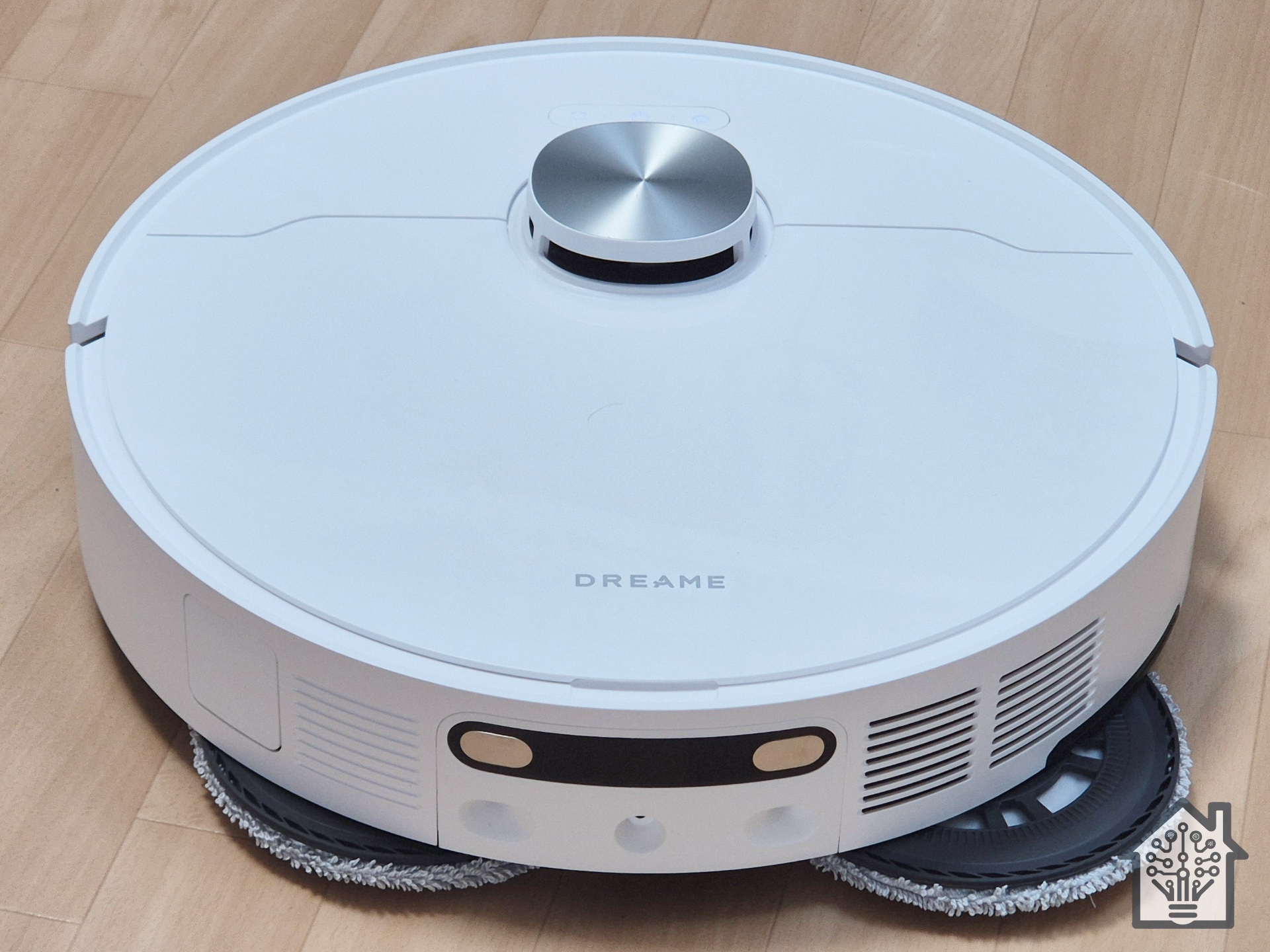 Dreame L10s Ultra Gen 2 review : All the essentials in an affordable robovac